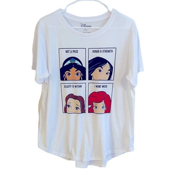 Disney | Tops | Disney Short Sleeve Tee | Poshmark